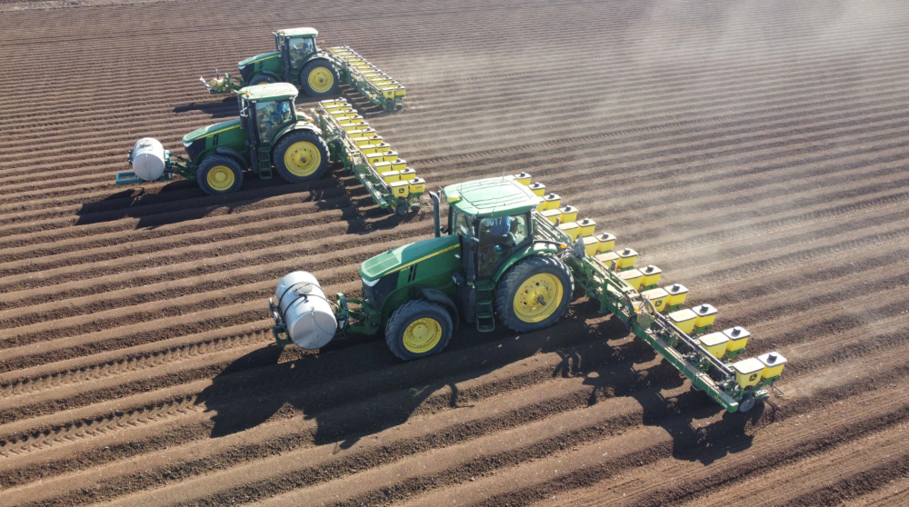 Canadian pension giant takes full control of $500 million Riverina farm ...